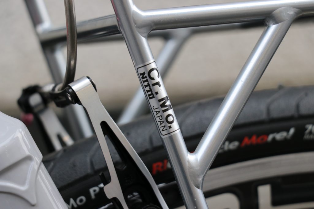 BLOG NITTOとツーリングバイクブランドのコラボから生まれたカッコよく頑丈なフロントキャリア！【NITTO / ニットー】big ...