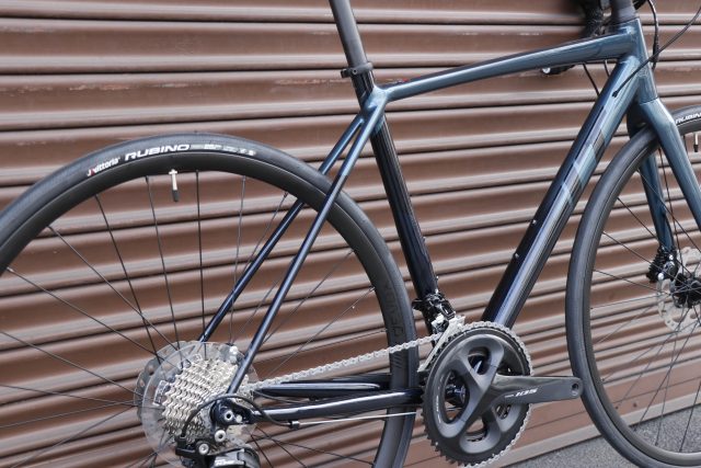 BLOG アルミフレーム+SHIMANO105油圧ディスク！【FELT / フェルト 2020年モデル】FR30 DISC（エフアール30 ...