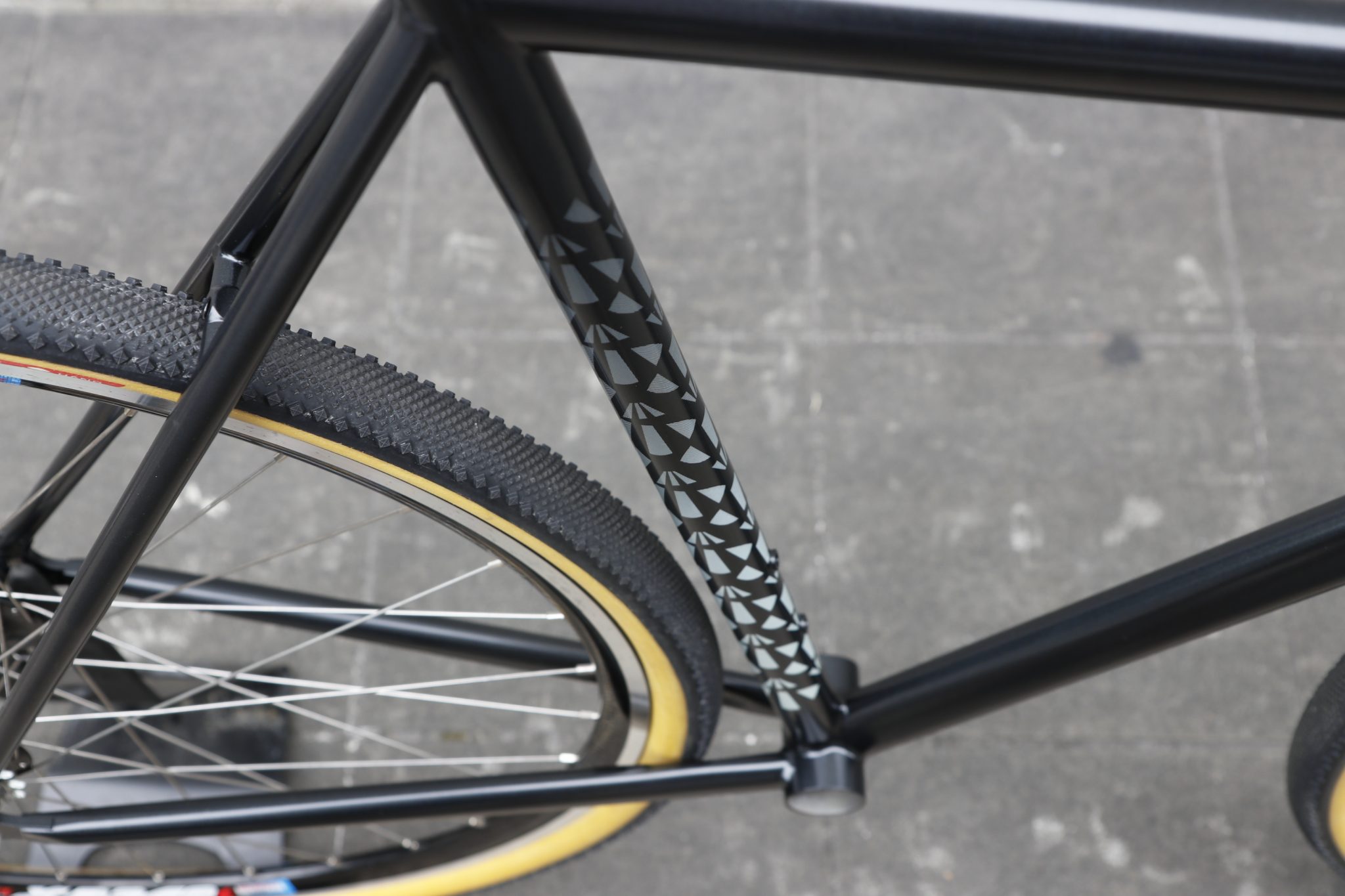 BLOG 【1本限定訳ありSALE / セール】700×35cのワイドクリアランスでTRACKLOCROSS OKになって帰ってきた ...