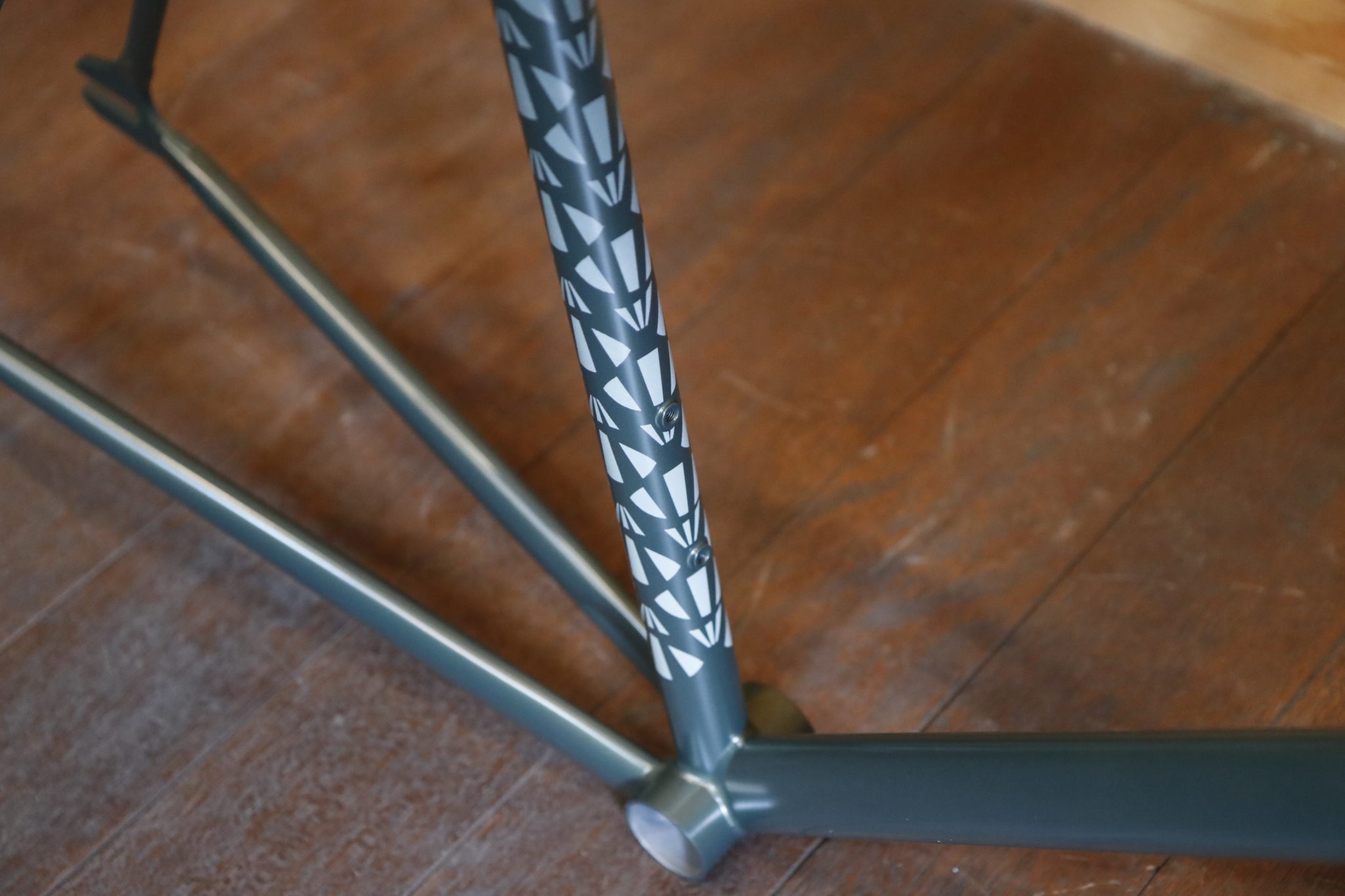 BLOG 【1本限定訳ありSALE / セール】700×35cのワイドクリアランスでTRACKLOCROSS OKになって帰ってきた ...
