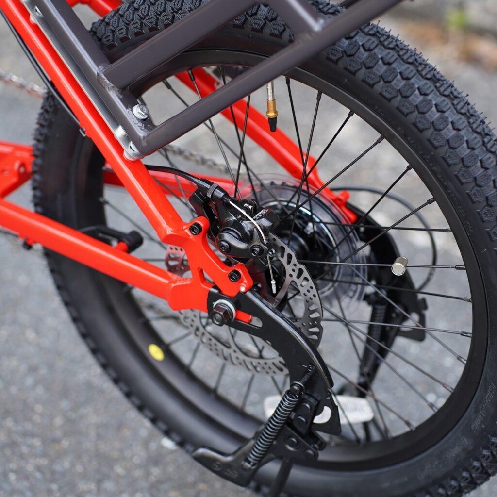 BLOG 生活も週末も家族もみんな幸せになれるカーゴバイク系 E-BIKE【BRUNO】e-tool* | 京都のスポーツ自転車専門 エイリン丸太町店