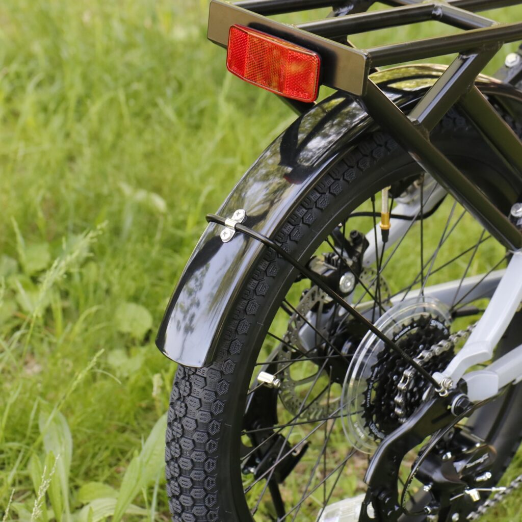 BLOG 生活も週末も家族もみんな幸せになれるカーゴバイク系 E-BIKE【BRUNO】e-tool* | 京都のスポーツ自転車専門 エイリン丸太町店