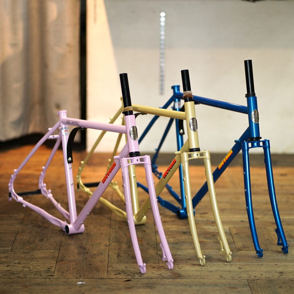 BLOG 【BASSI BIKES HOG’S BACK】やっぱり最高！クロスバイクでのフレーム載せ替えビルドでも乗り味健在。 | 京都の ...